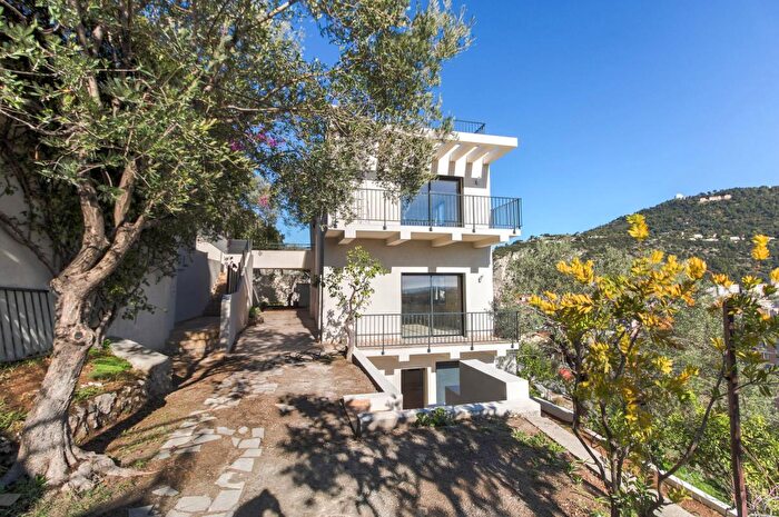 Appartement 4 pièces à Nice, Pasteur, à vendre
