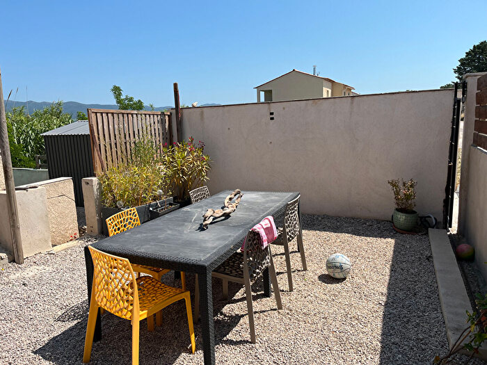 Maison à vendre - Charleval - 5 pièces - 3 chambres