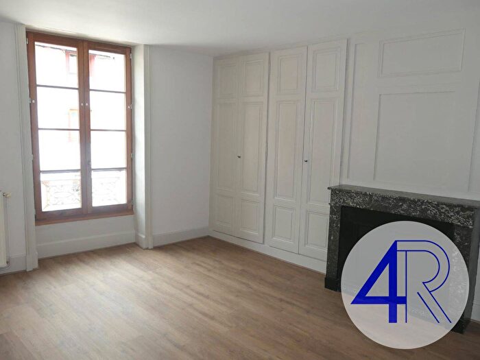 Appartement 3 pièces à louer - Beaujeu