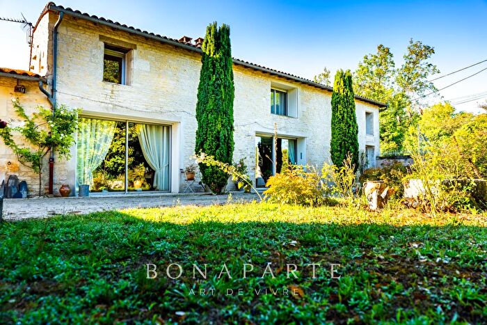 Maison à vendre - Mauzé-sur-le-Mignon - 6 pièces - 4 chambres