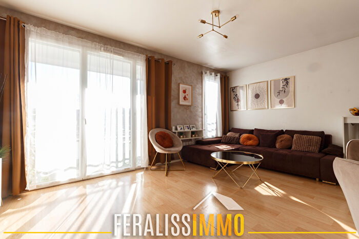 Appartement à vendre - Cergy, Axe Majeur, Horloge - 4 pièces - 3 chambres