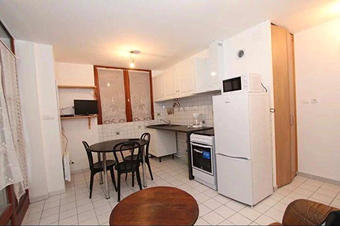 Berriat-Ampere, Grenoble : Appartement 2 pièces à louer