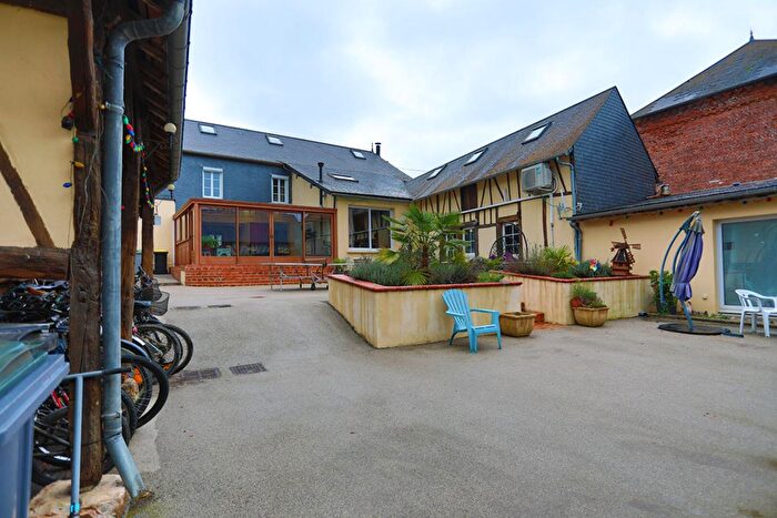 Maison à vendre - Thérines - 14 pièces - 7 chambres