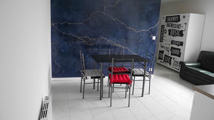 Appartement à louer - Brain-sur-lAuthion - 2 pièces - 1 chambre