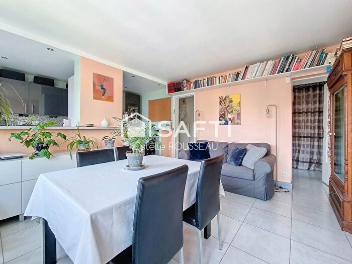 Appartement 3 pièces à vendre - Sucy-en-Brie, Rond d'Or