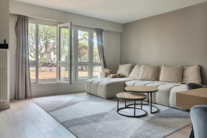 L'Île-Saint-Denis, Centre Nord : Appartement 3 pièces à vendre