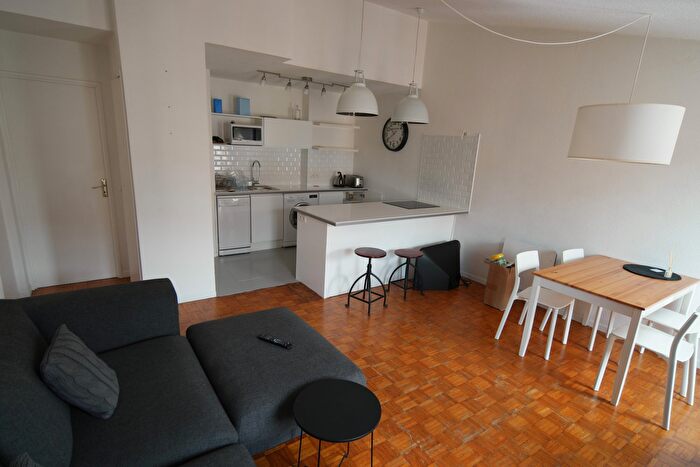 Appartement 2 pièces à Narbonne, Bourg, à louer
