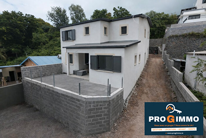 Maison à vendre - Saint-Pierre, La ligne des Bambous, La Concession - 4 pièces - 3 chambres