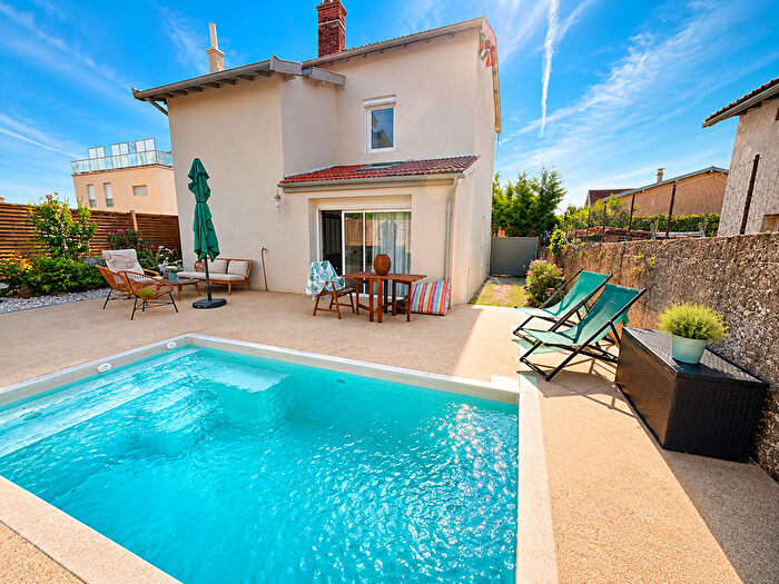 Maison 5 pièces à vendre - Sainte-Consorce