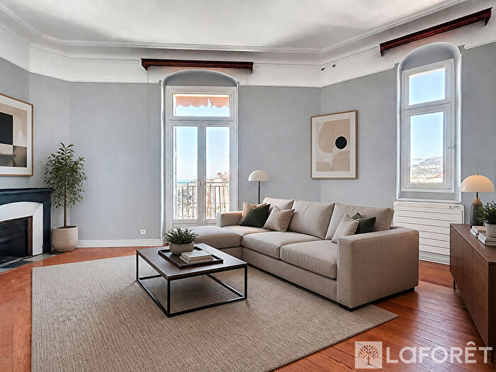 Menton, Hôtel de Ville, Vieille Ville, Musée, Madone, Carnolès - Appartement 5 pièces à louer