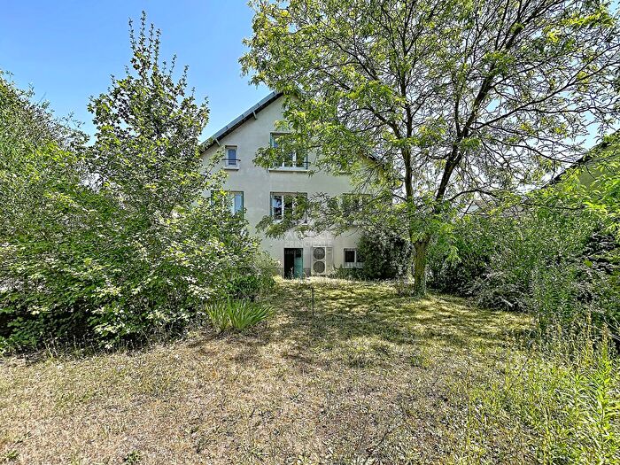 Chatou, Ouest : Maison 8 pièces à vendre