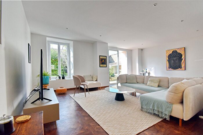 Maison à vendre - Pézenas - 9 pièces - 4 chambres