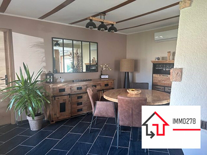 Maison à vendre - Aire-sur-la-Lys - 9 pièces - 5 chambres