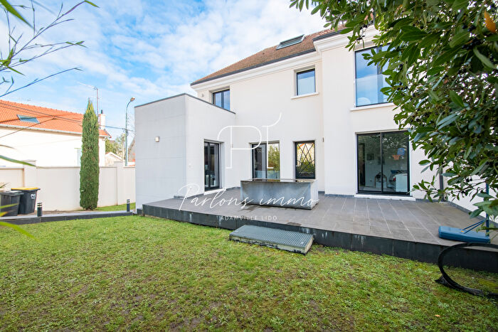 Maison à vendre - Saint-Maur-des-Fossés, Adamville - 6 pièces - 4 chambres