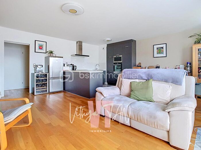 Appartement 5 pièces à Chessy, à vendre