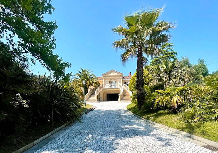 Maison à vendre - Montfort-en-Chalosse - 6 pièces - 3 chambres