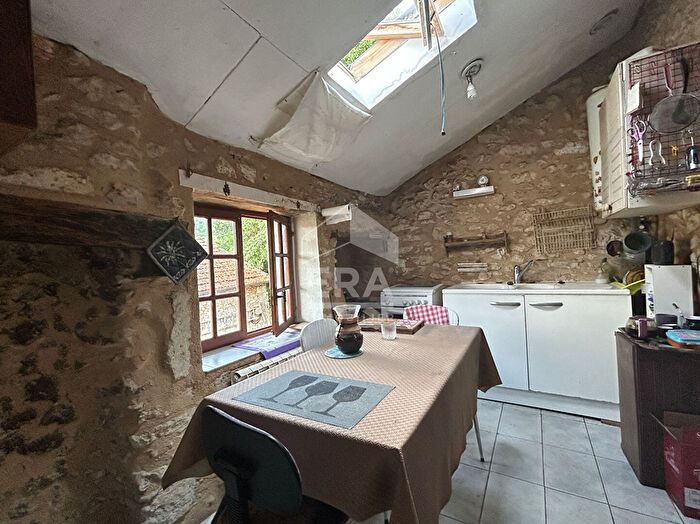 Maison à vendre - Antonne-et-Trigonant - 4 pièces - 3 chambres