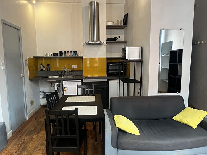 Appartement à vendre - Toulouse, Saint-Sernin - 1 pièce - 1 chambre