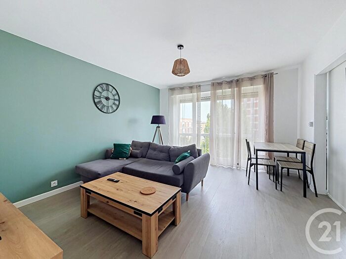 Saint-André-les-Vergers : Appartement 4 pièces à vendre