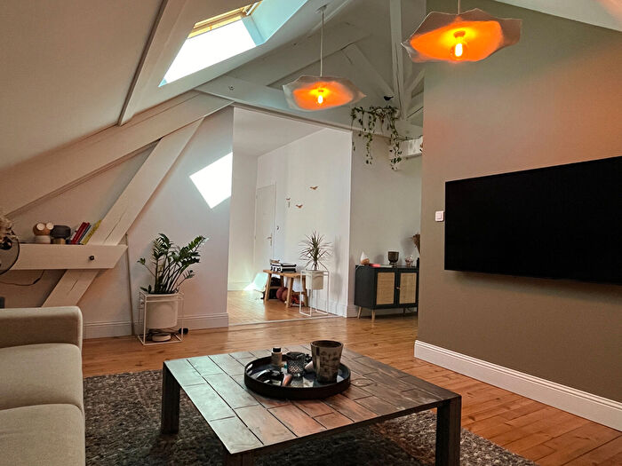 Bourg-en-Bresse, Gare, Peloux-Mail, Citadelle : Appartement 3 pièces à louer