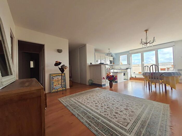 Appartement à vendre - Villabé - 3 pièces - 2 chambres