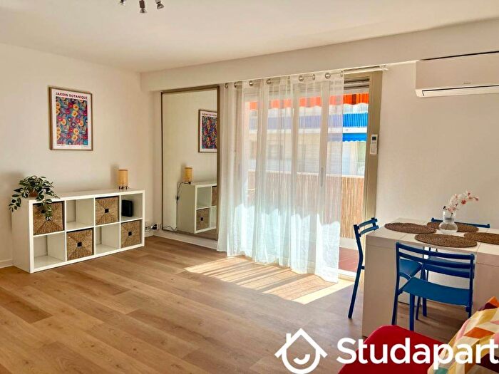 Appartement à louer - Fabron, Nice - 1 pièce