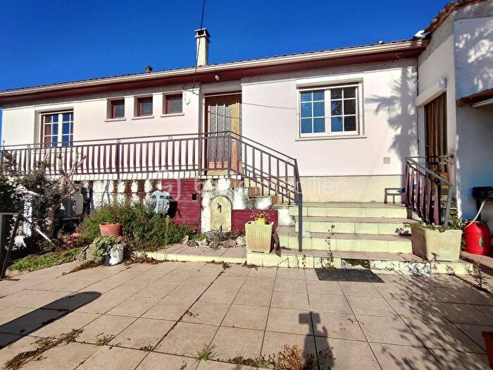 Maison à vendre - Saint-Antoine - 7 pièces - 4 chambres