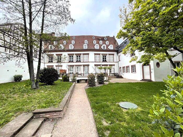 Appartement à louer - Strasbourg, Petite France, Kléber - 4 pièces - 2 chambres