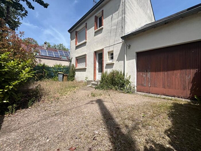 Maison 5 pièces à louer à Orléans, Les Murlins