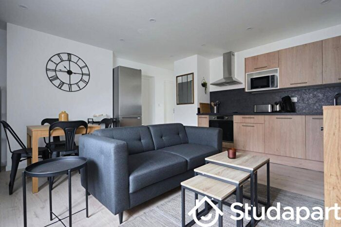 Appartement à louer - Caulier, Lille - 1 pièce - 1 chambre