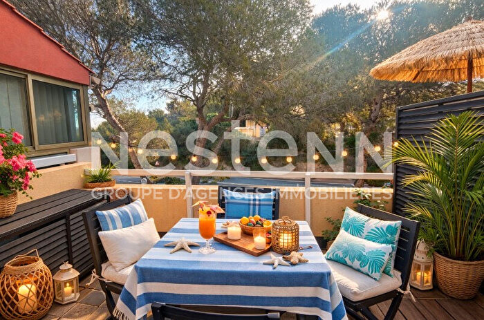 Appartement à vendre - Saint-Raphaël - 3 pièces - 2 chambres