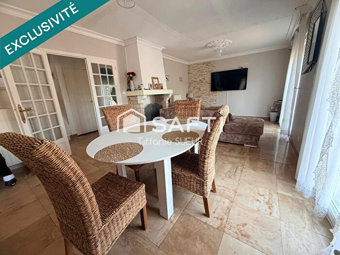 Harnes, Est : Maison 6 pièces à vendre
