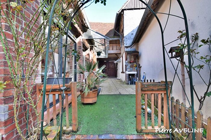 Maison à vendre - Dangeau - 8 pièces - 4 chambres