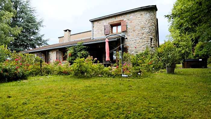 Maison à vendre - Manzat - 6 pièces - 3 chambres