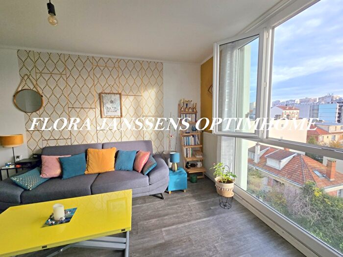 Appartement 3 pièces à vendre à Colombes, Agent Sarre