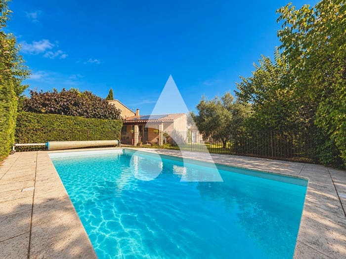 Maison 5 pièces à vendre à Villelaure