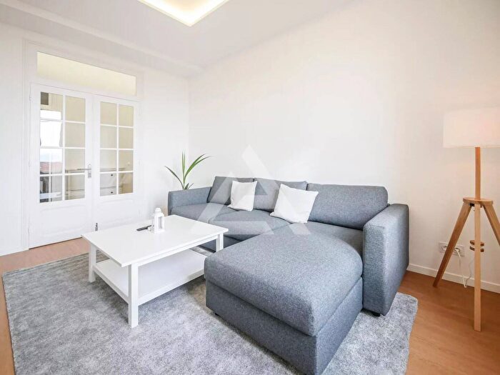 Appartement à louer - Beausoleil - 3 pièces - 2 chambres