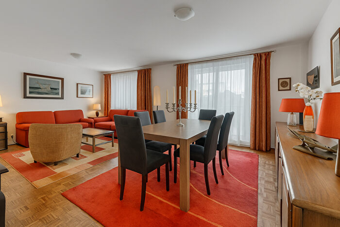 Appartement à vendre - Annecy, Centre-ville, Vieille ville, Marquisats - 3 pièces - 2 chambres