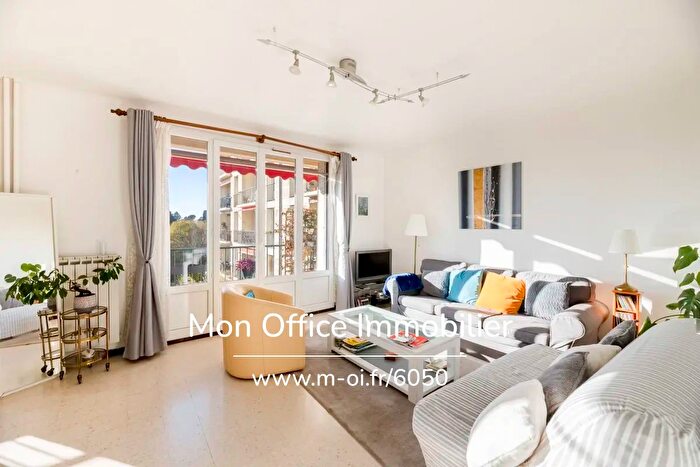 Appartement 4 pièces à vendre - Aix-en-Provence, Saint-Donat, Les Platanes