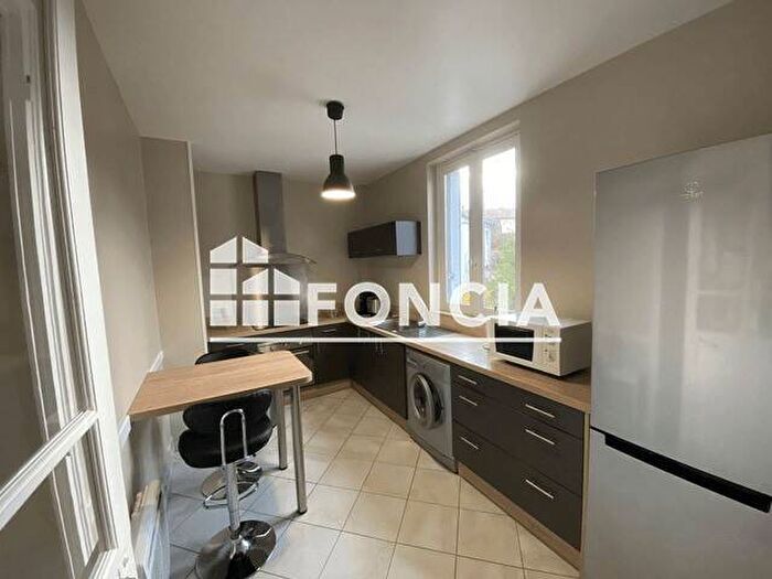 Appartement à louer - Centre Nord, Vouziers - 4 pièces - 3 chambres