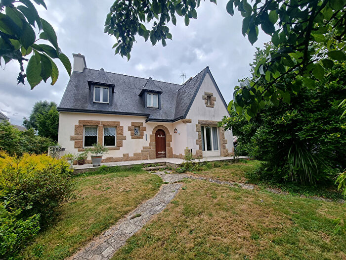 Maison à vendre - Pédernec - 6 pièces - 4 chambres