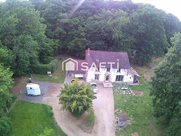 Maison 4 pièces à vendre - Saint-Priest-Bramefant