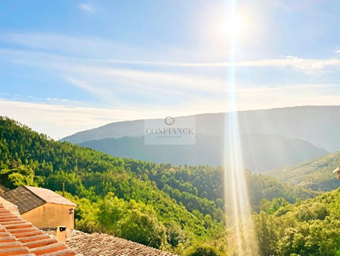 Maison à vendre - Pierrefeu - 5 pièces - 4 chambres