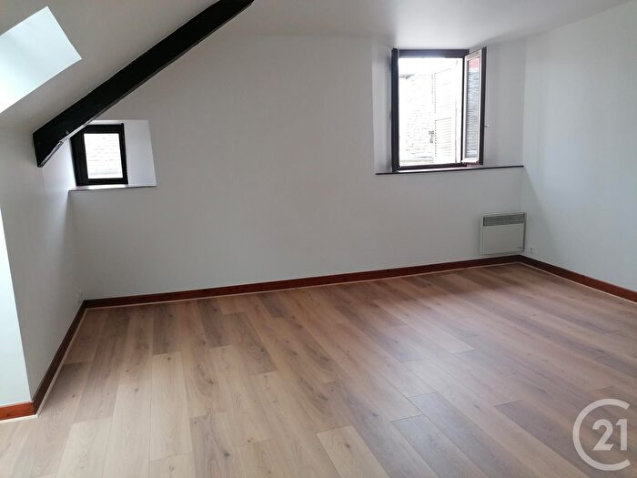 Appartement à louer - Brive-la-Gaillarde, Centre-ville, Pont Cardinal, Champanatier - 2 pièces - 1 chambre