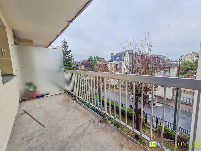 Appartement 2 pièces à Bourg-la-Reine, Tromière, Nord Est, à louer