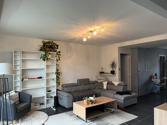 Appartement à louer - Lille, Lille-Sud - 3 pièces - 2 chambres