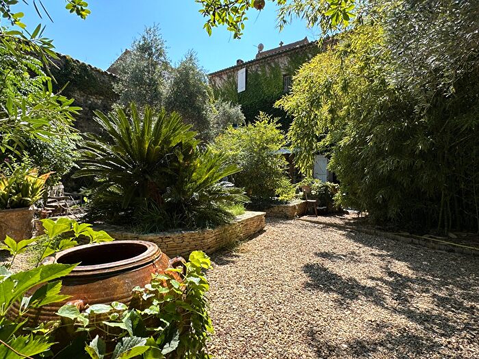 Maison 10 pièces à Adissan, à vendre