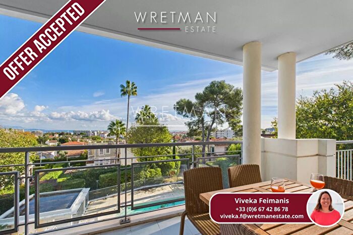 Appartement à vendre - Antibes, Antibes-les-Pins, Trianon, Le Fournel, Peyregoue - 4 pièces - 3 chambres