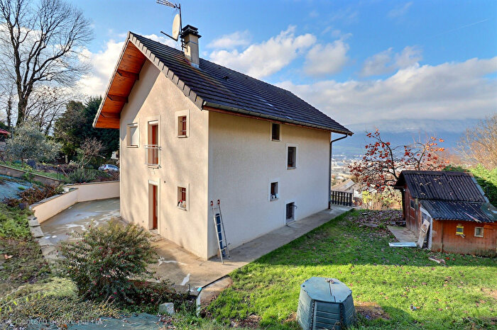 Maison à vendre - Chambéry, Le Vieux - 6 pièces - 5 chambres