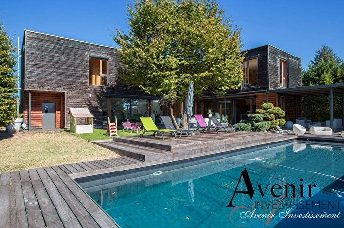 Maison à louer - Neyron - 7 pièces - 4 chambres